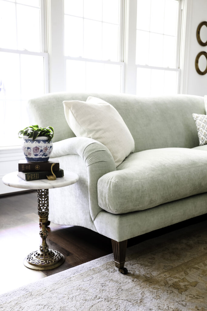 Rachel Sofa: Luxurious Comfort, Stylish sofa | River & Bord